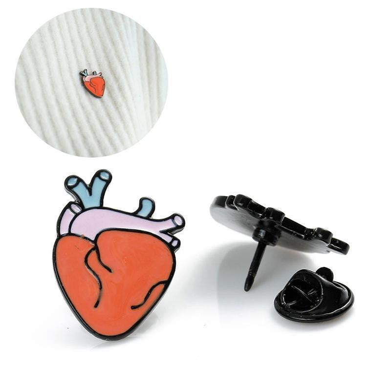 Pin's "Human Heart" en forme de cœur - La Boutique Des Infirmières